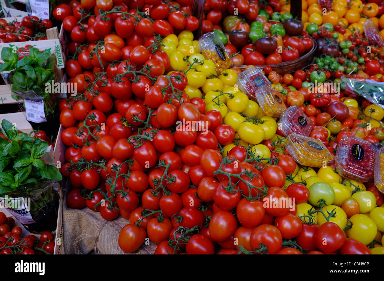 Tomatoes variety hi-res stock photography and images - Alamy