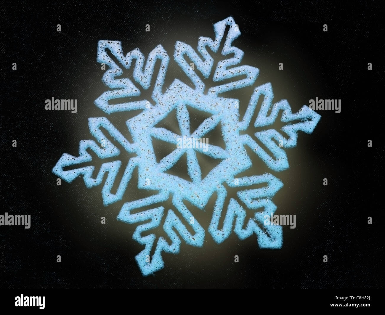 Geometric snowflake hi-res stock photography and images - Alamy