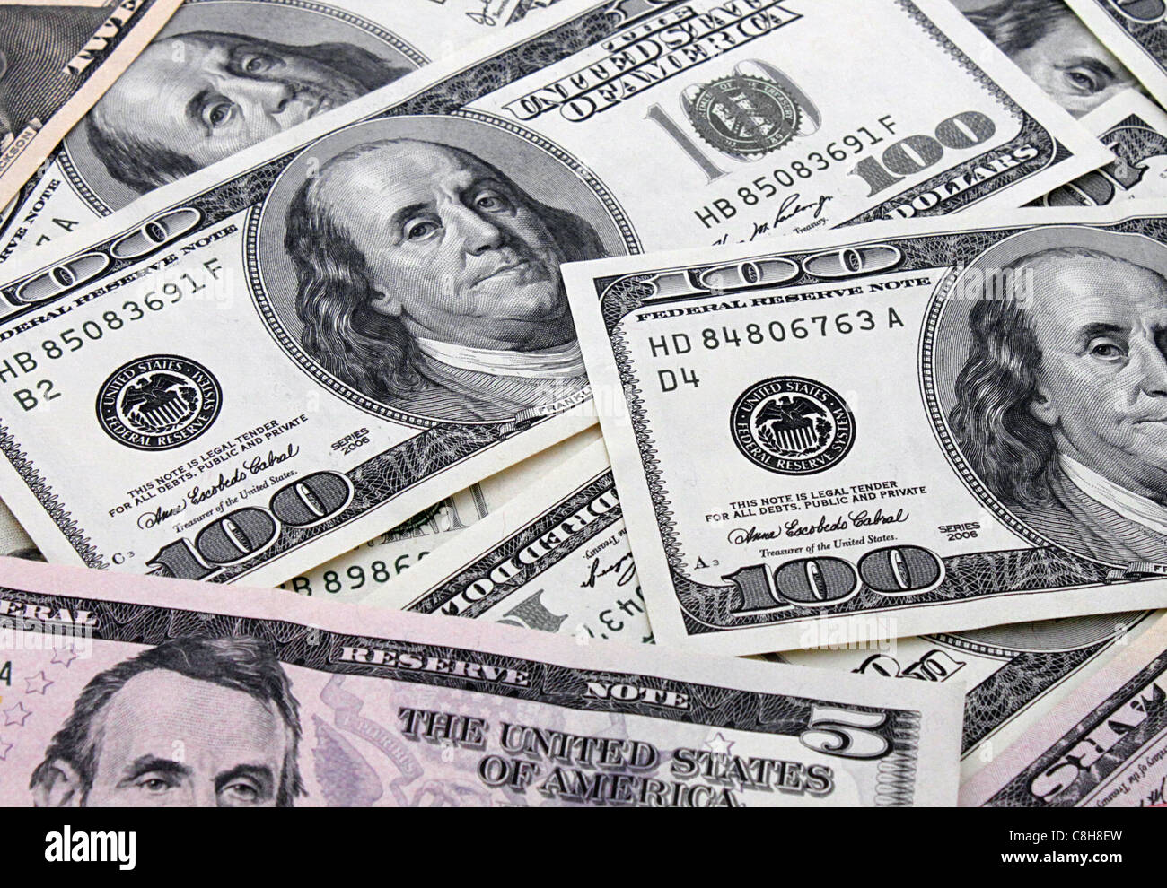 Cash currency hi-res stock photography and images - Alamy