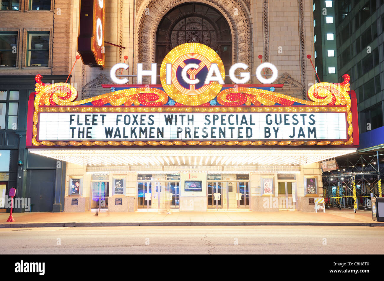 Historic chicago theatre hi-res stock photography and images - Alamy
