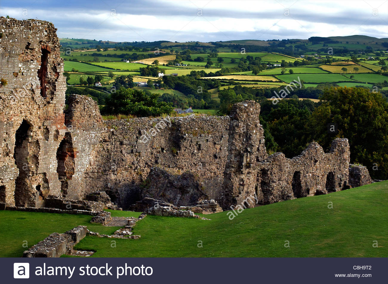 Denbigh Castle Stock Photos & Denbigh Castle Stock Images - Alamy