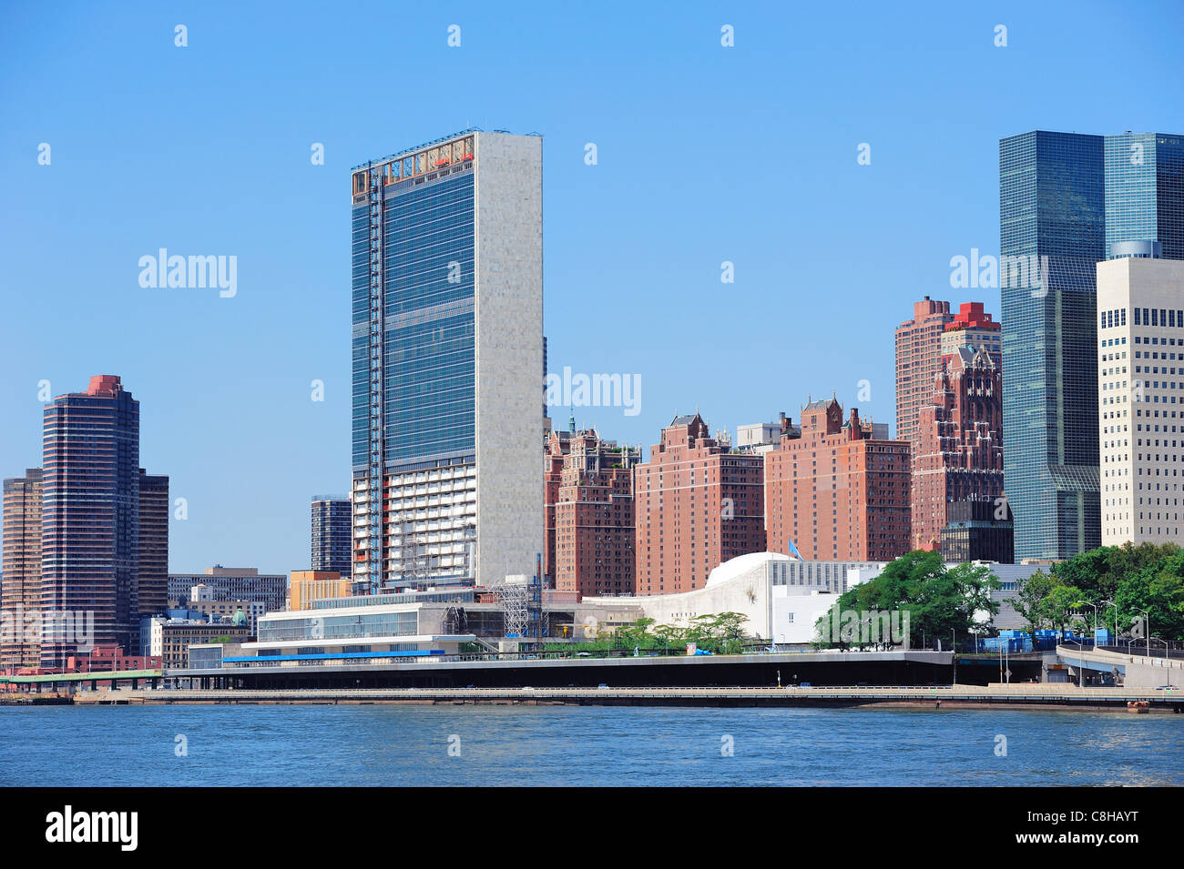 UN complex over East River Stock Photo - Alamy