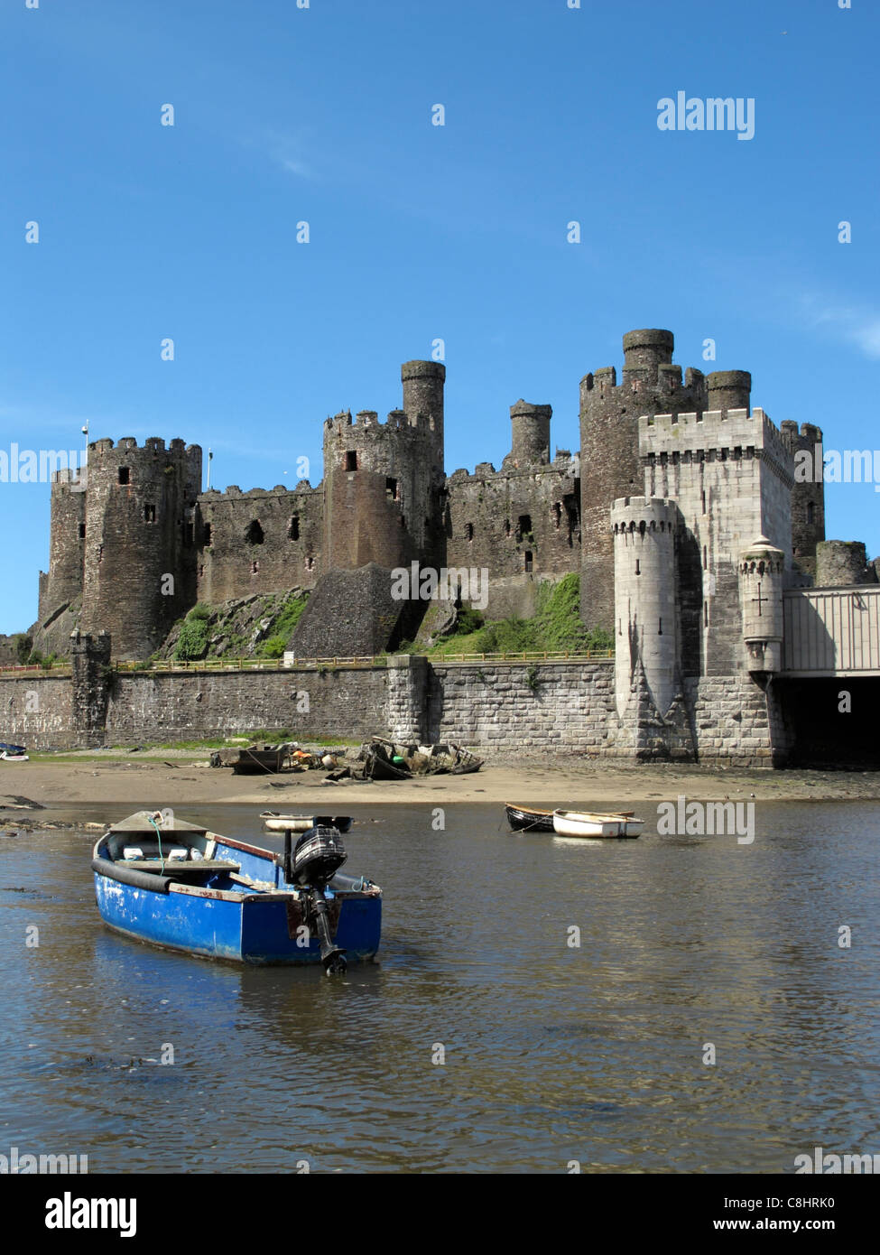Conway castle hi-res stock photography and images - Alamy