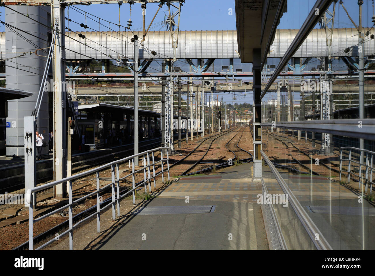 Gare sncf hi-res stock photography and images - Alamy
