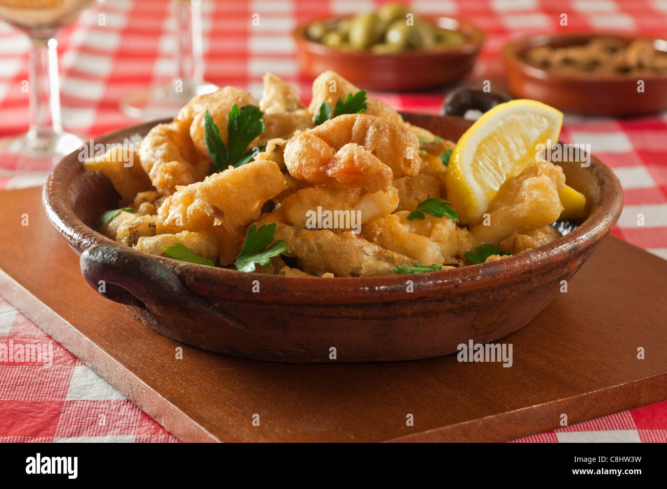 Fried fish hi-res stock photography and images - Alamy