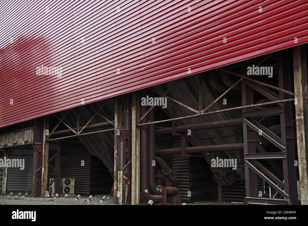 Disused works hi-res stock photography and images - Alamy