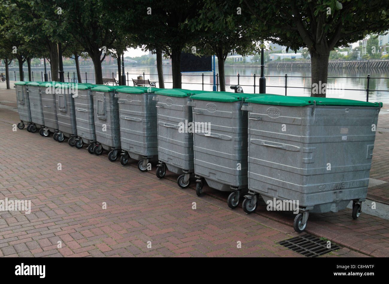 The manchester ship canal at salford quays hi-res stock photography and ...