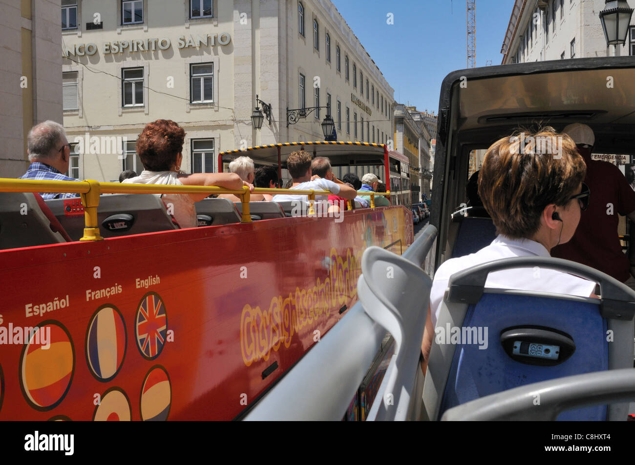 Lisboa bus hi-res stock photography and images - Alamy