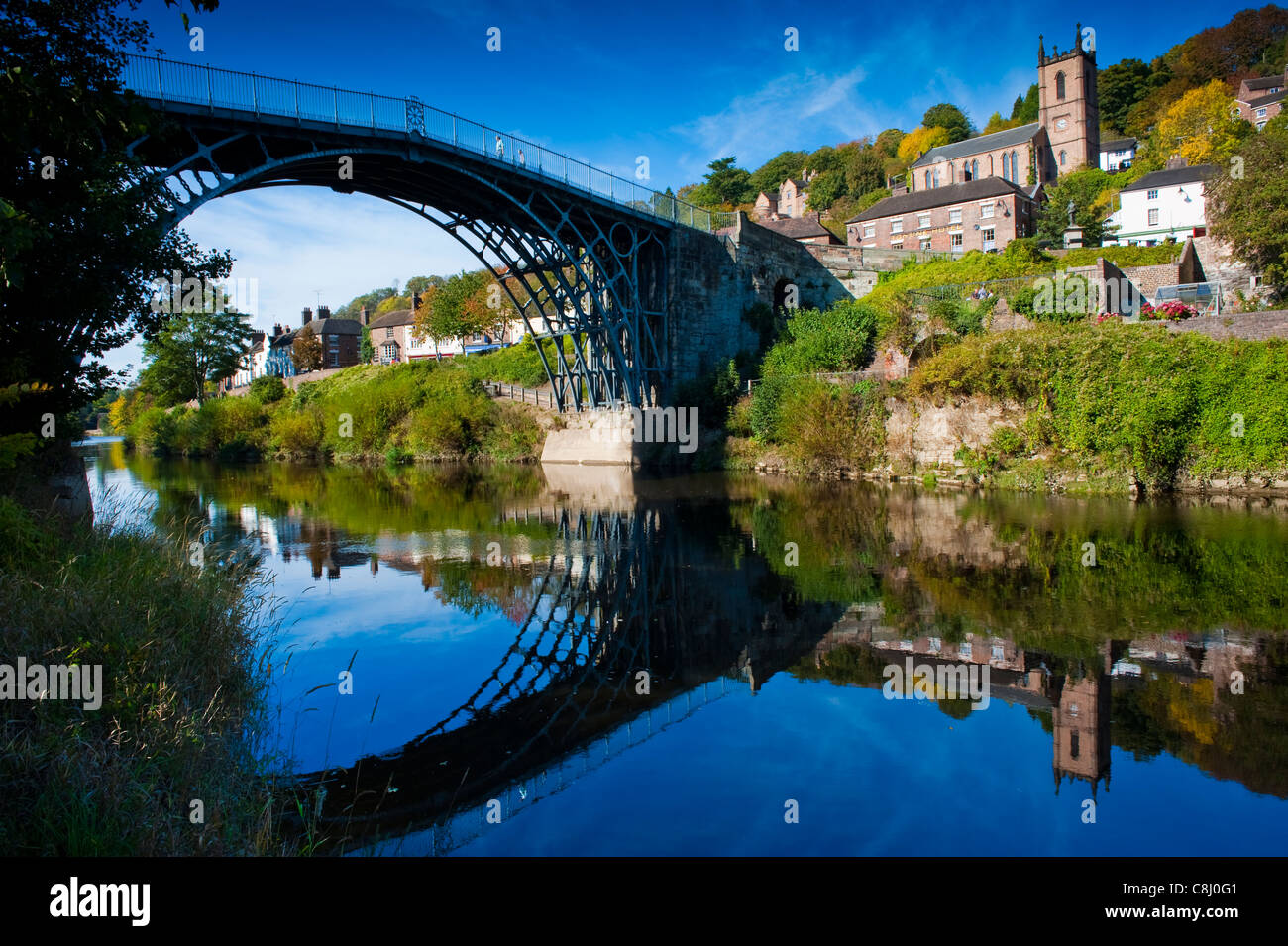 Iron bridge shropshire hi-res stock photography and images - Alamy