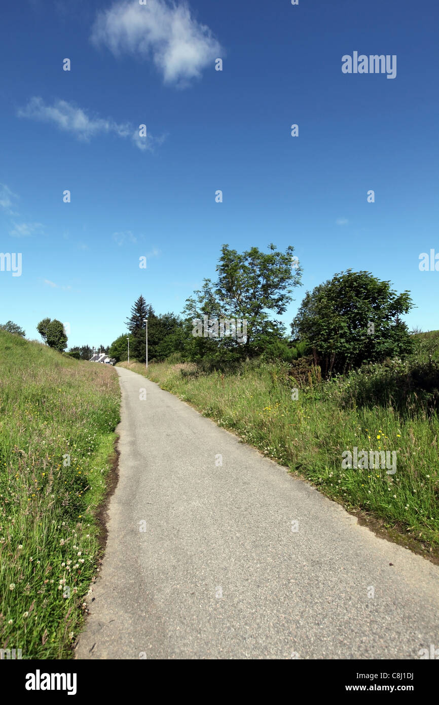 Cycle path connecting the commuter village of KIngswells to the city of ...
