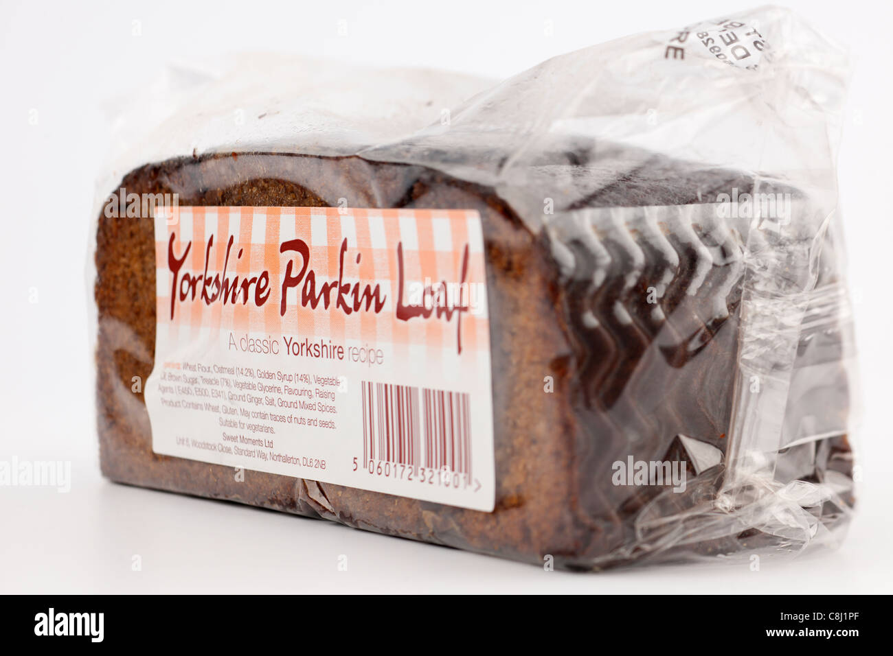 White cake wrapping hi-res stock photography and images - Alamy