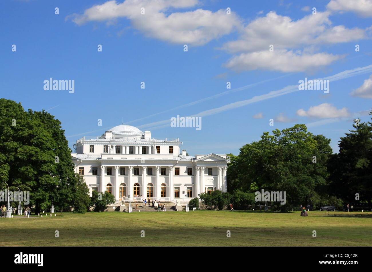 Elagin hi-res stock photography and images - Alamy