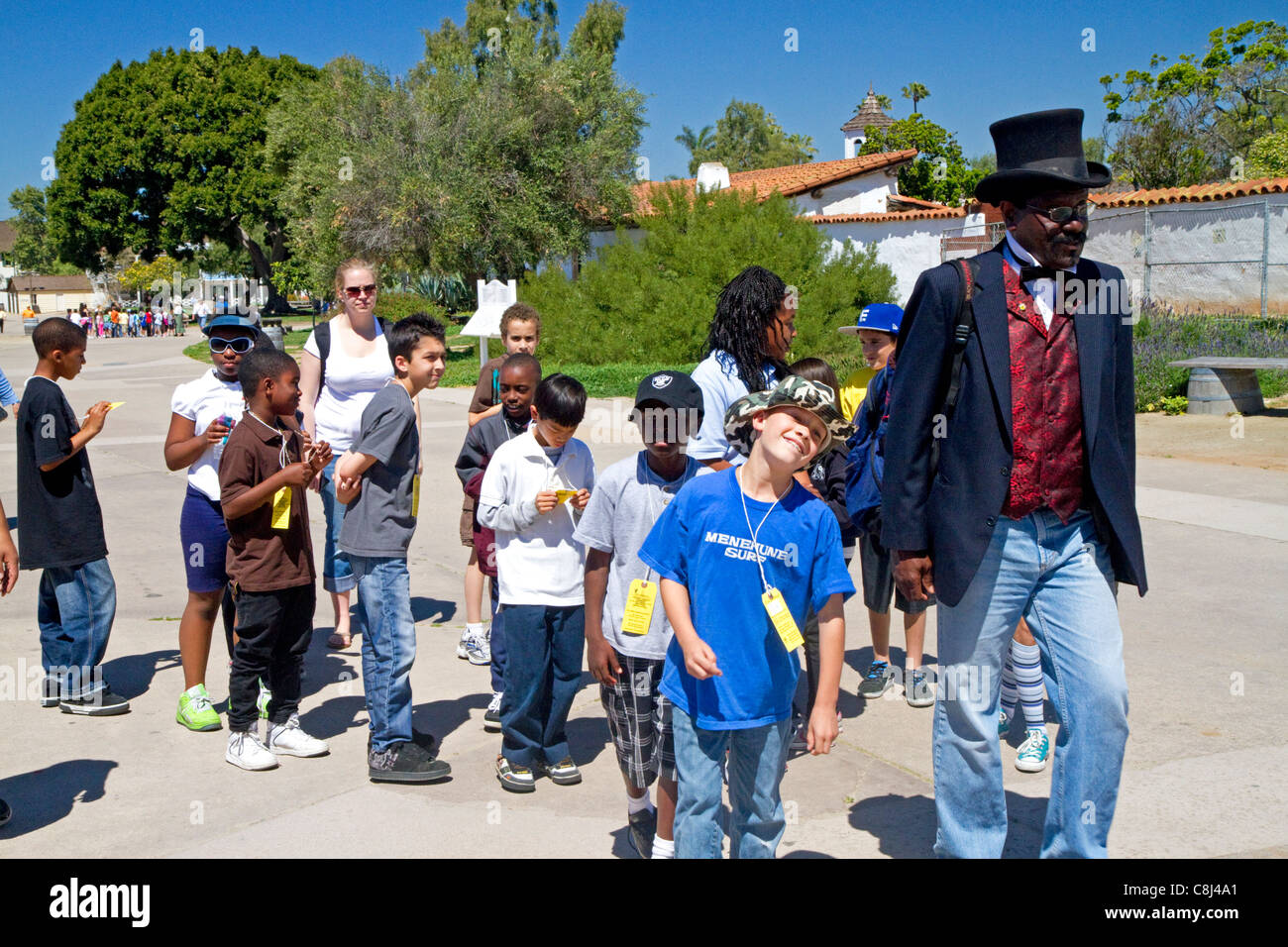 Children on a guided tour of Old Town San Diego State Historic Park ...