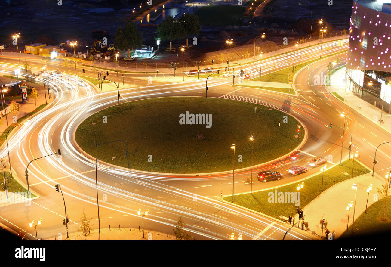 Roundabout cars traffic hi-res stock photography and images - Alamy