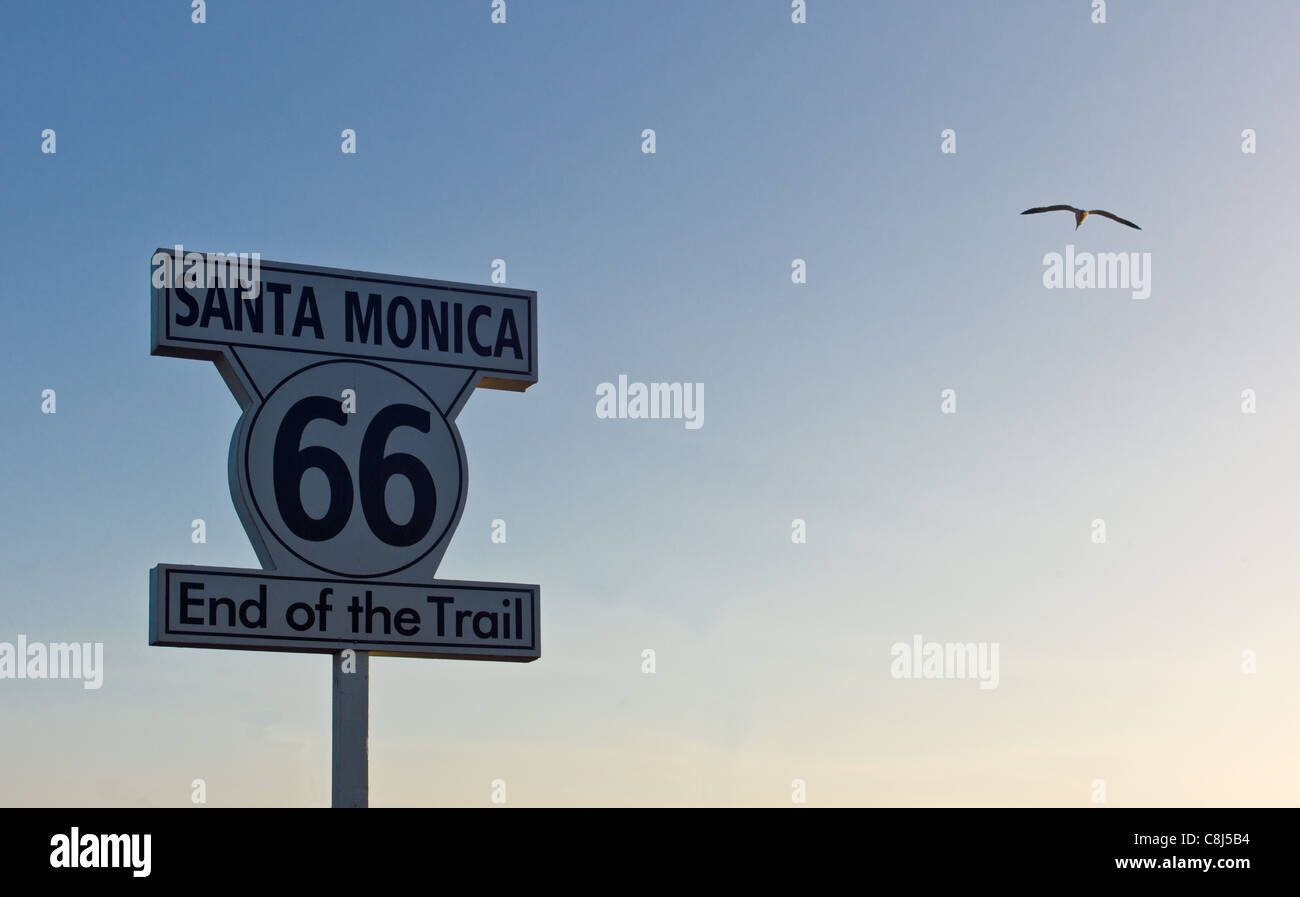 U.S.A. California, Santa Monica, the end of the Route 66 Stock Photo ...