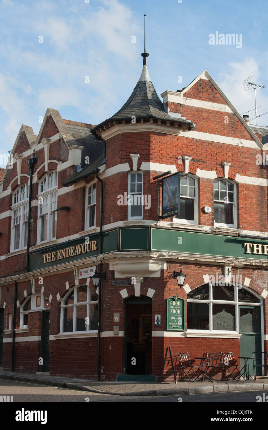 Endeavour house hi-res stock photography and images - Alamy