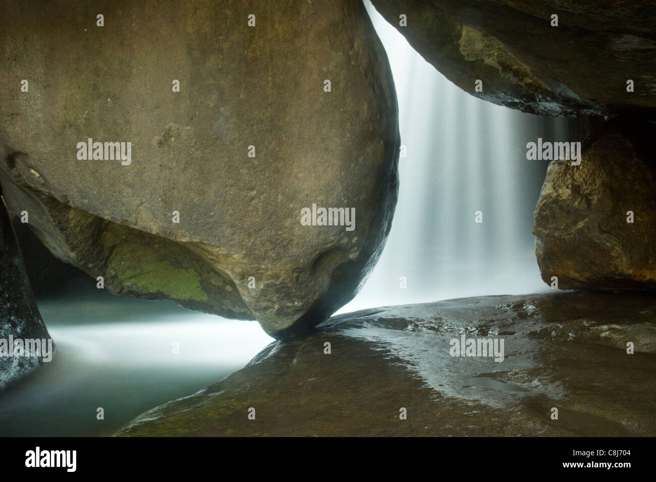 Waterfall motion hi-res stock photography and images - Alamy