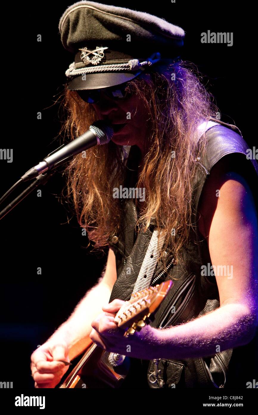 Julian cope hi-res stock photography and images - Alamy