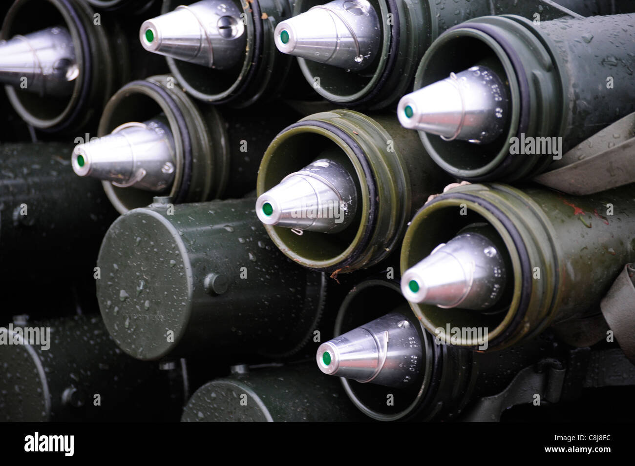 81mm mortar he rounds hi-res stock photography and images - Alamy