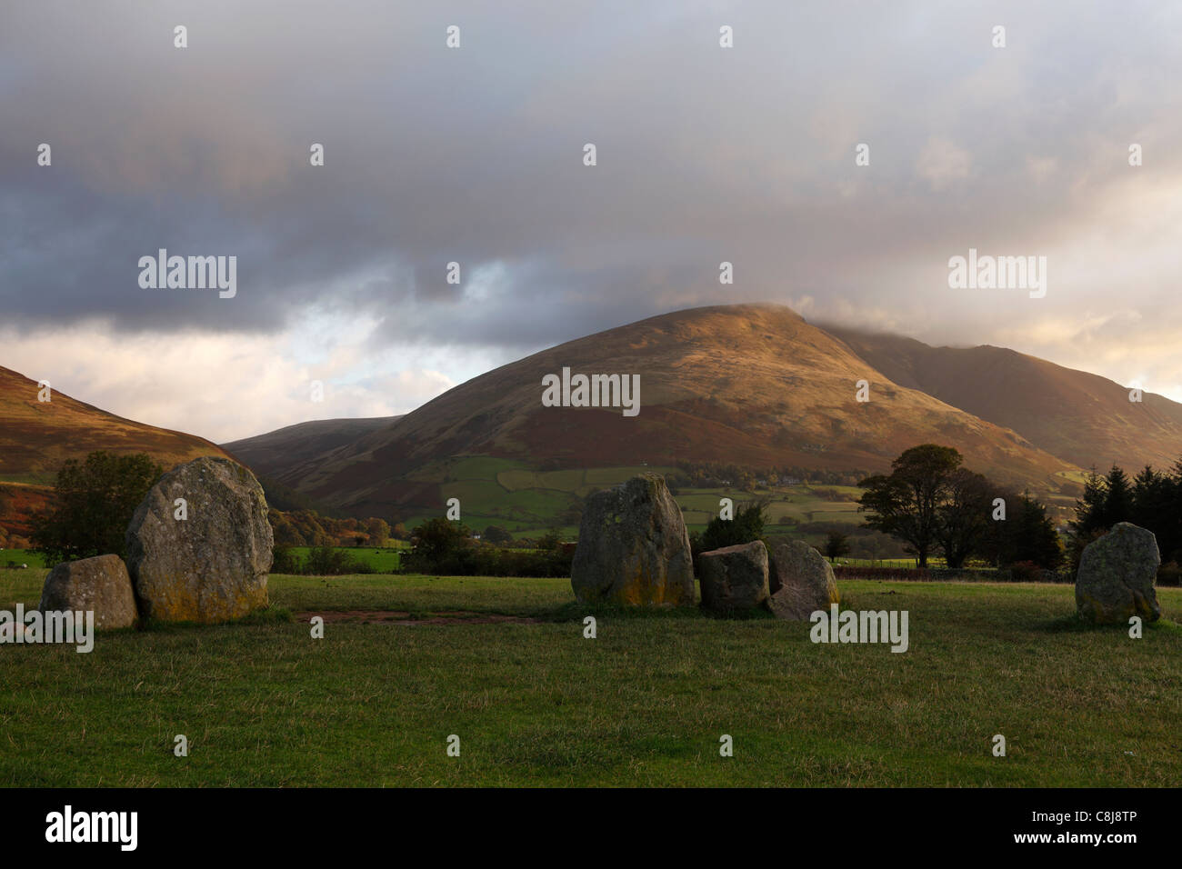 Castlerigg "Stone Circle" and Blencathra mountain at dawn, Keswick ...