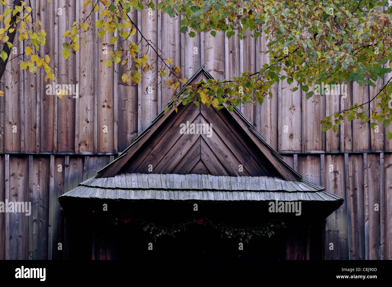 Wooden structure and buildings - old farming houses Stock Photo - Alamy