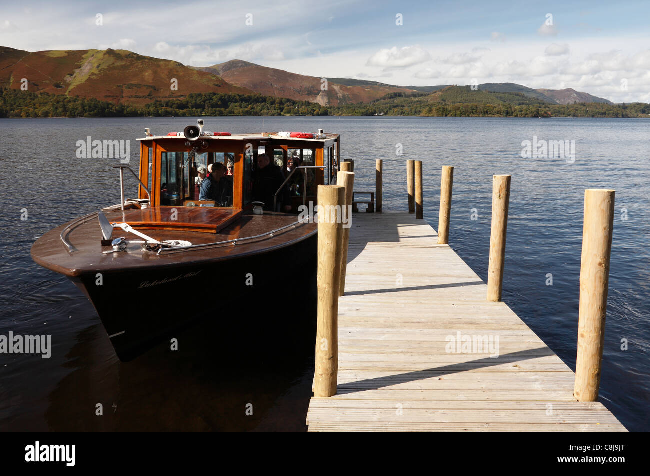 Derwent water ferry hi-res stock photography and images - Alamy