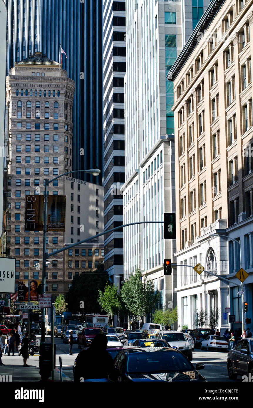 Street light buildings hi-res stock photography and images - Alamy