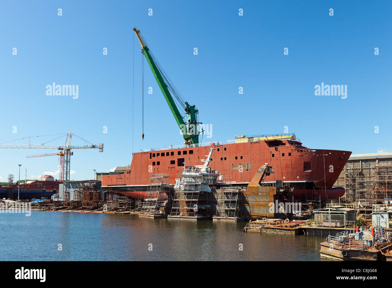 Shipyard works hi-res stock photography and images - Alamy