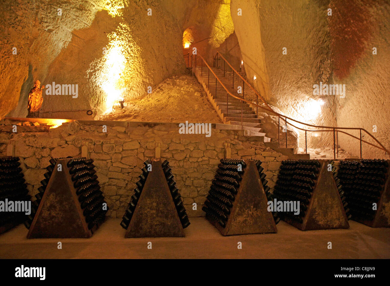 Champagne cellar vintage hi-res stock photography and images - Alamy