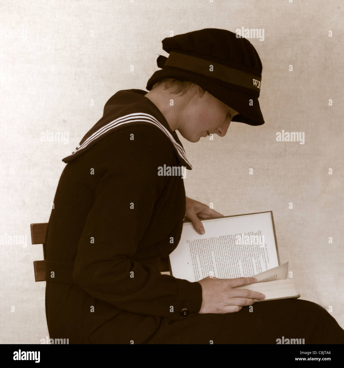 Women's Royal Naval Service Jennie Wren 1917 - Uniform as shown in ...