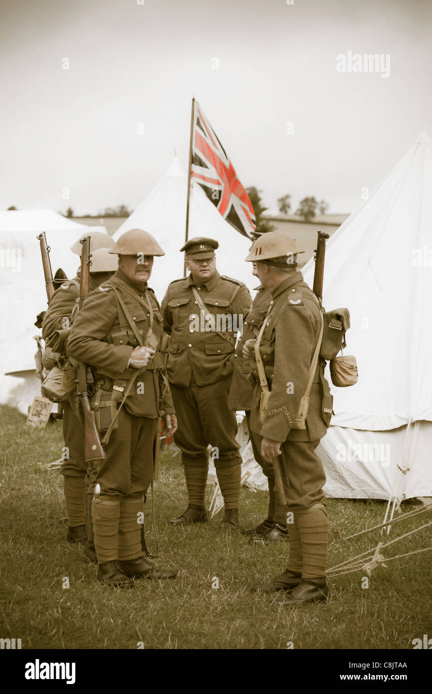 British Army Royal Warwickshire Fusiliers Infantry Regiment of the Great War with Lee-Enfield ...