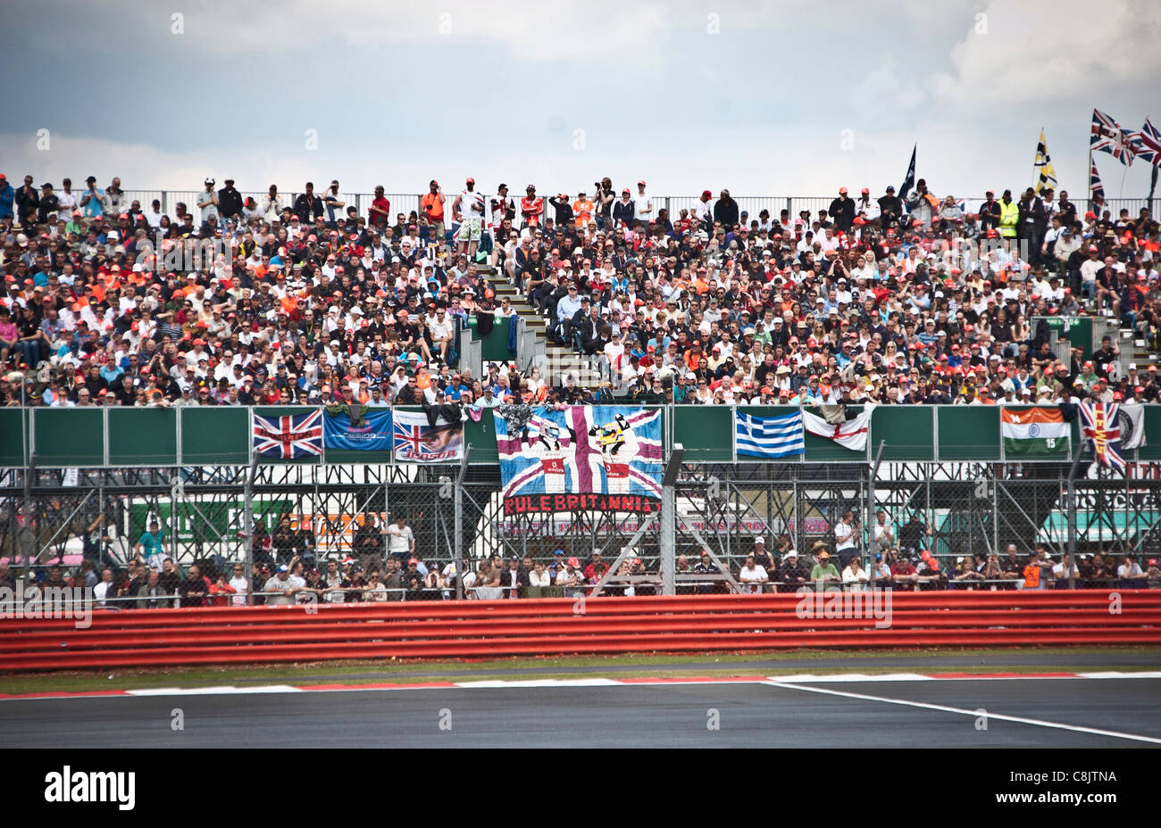 British crowd at the British Formula 1 Grand Prix, Silverstone Stock ...