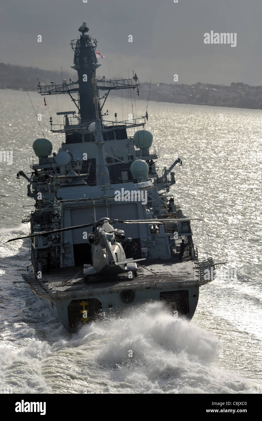 Royal Navy HMS Sutherland Stock Photo - Alamy