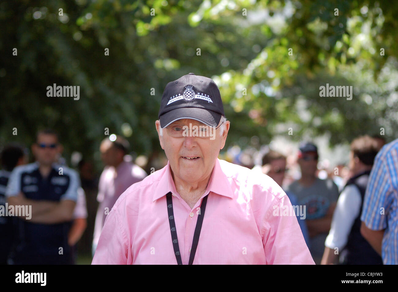 Murray Walker, Formula 1 commentating legend Stock Photo - Alamy