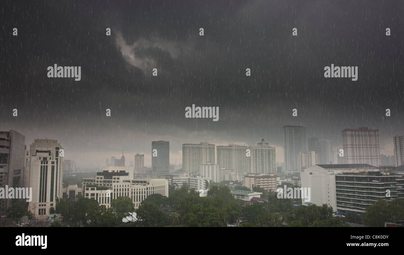 Raining in downtown bangkok hi-res stock photography and images - Alamy