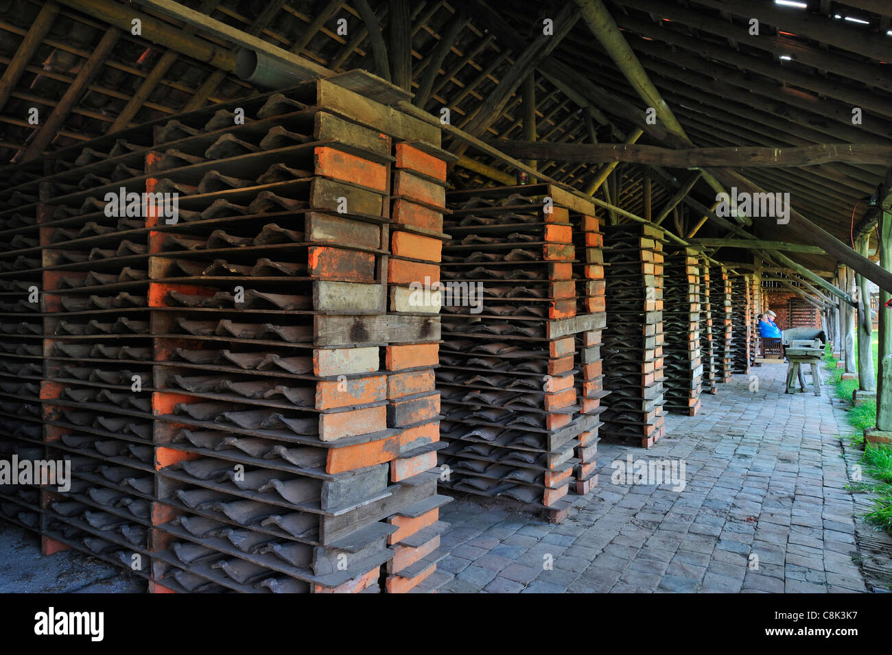 Roof racks hi-res stock photography and images - Alamy