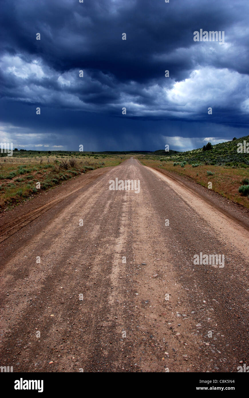 Flat road hi-res stock photography and images - Alamy