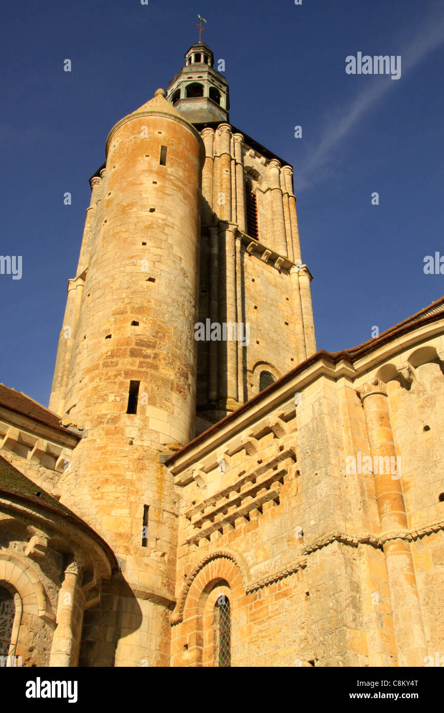 église saint nicolas hi-res stock photography and images - Alamy