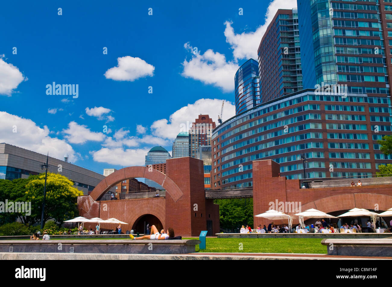 Front of a flat buildings in New York city Stock Photo - Alamy