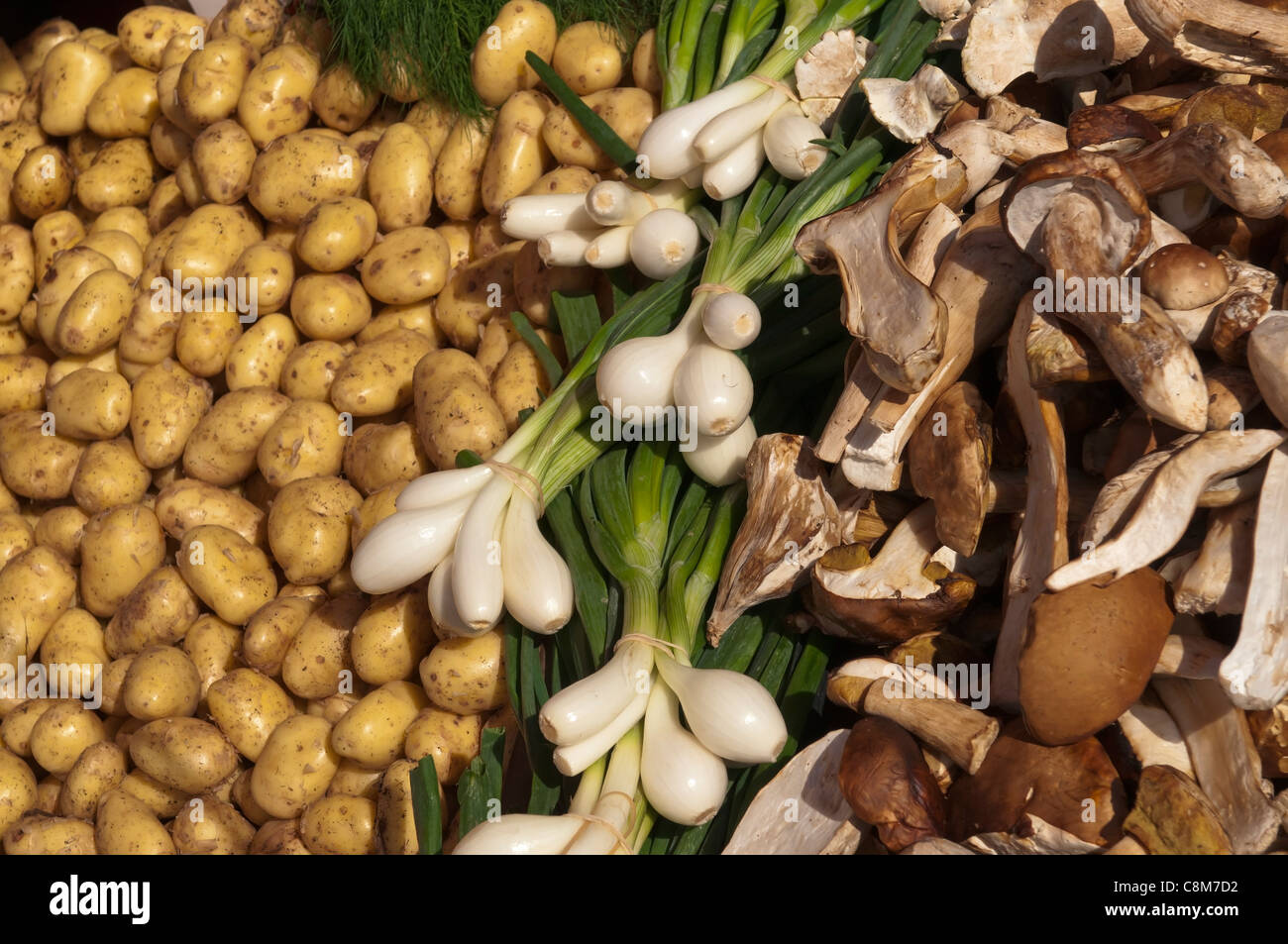 Market stall helsinki hi-res stock photography and images - Alamy