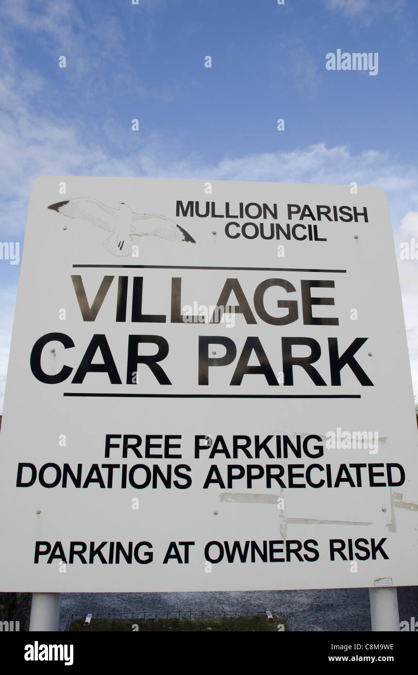 Mullion Cornwall Village Car park sign Stock Photo - Alamy