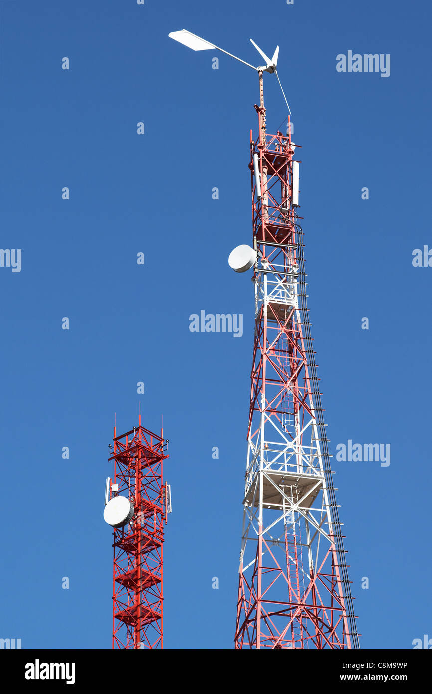 Cellular towers hi-res stock photography and images - Alamy