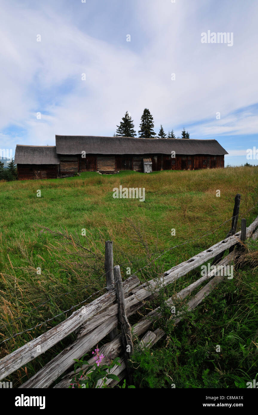 Barns quebec farms agriculture hi-res stock photography and images - Alamy