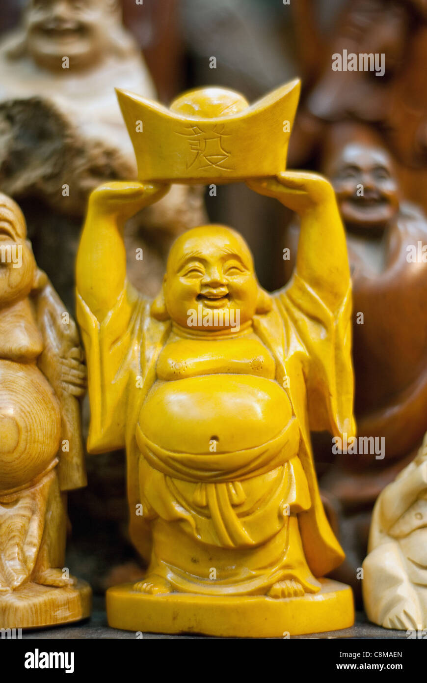 Traditional korean monks statues in the shop Stock Photo - Alamy