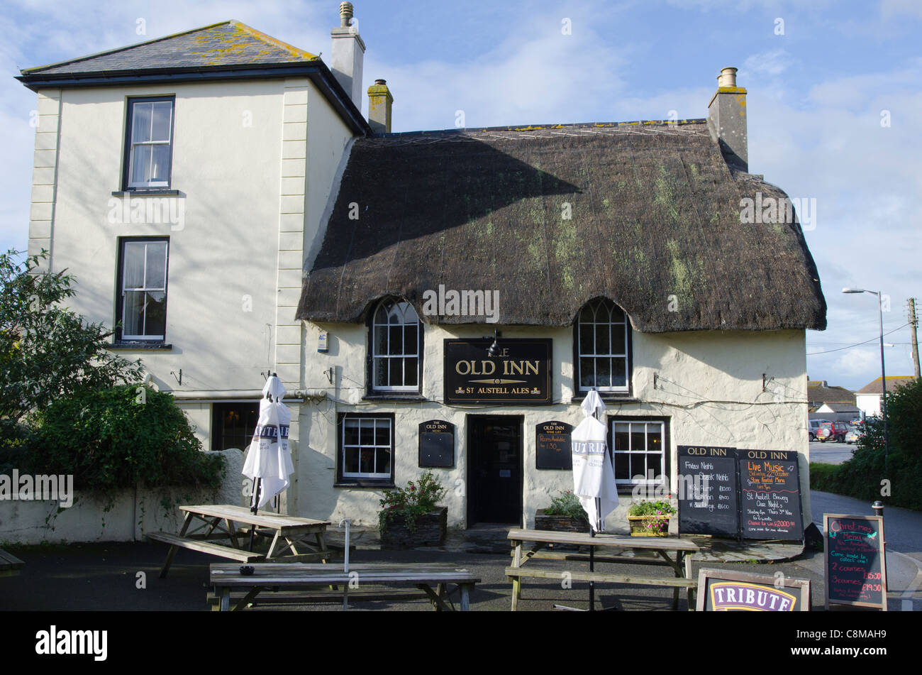 Very old inn hi-res stock photography and images - Alamy