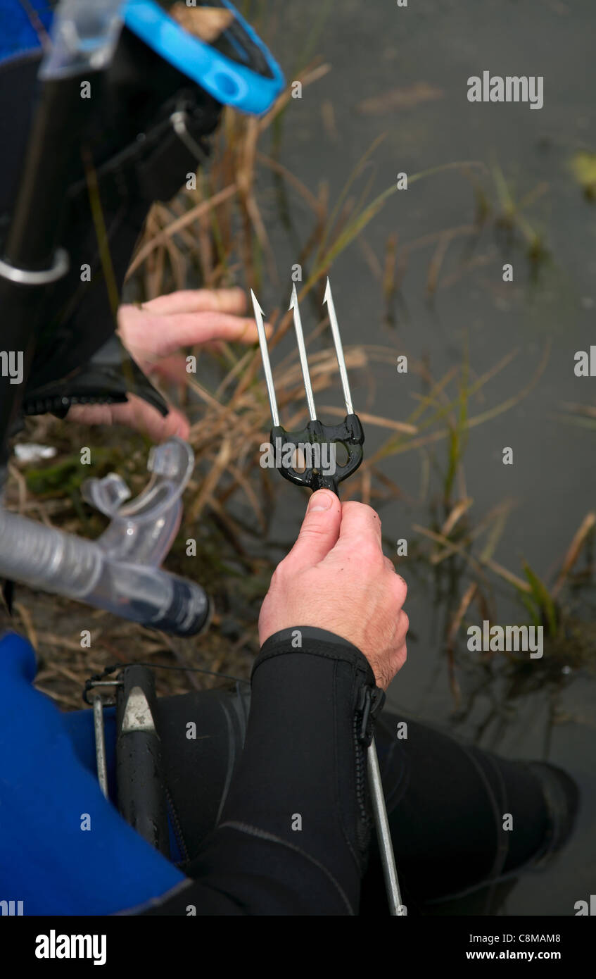 Underwater hunter hi-res stock photography and images - Alamy