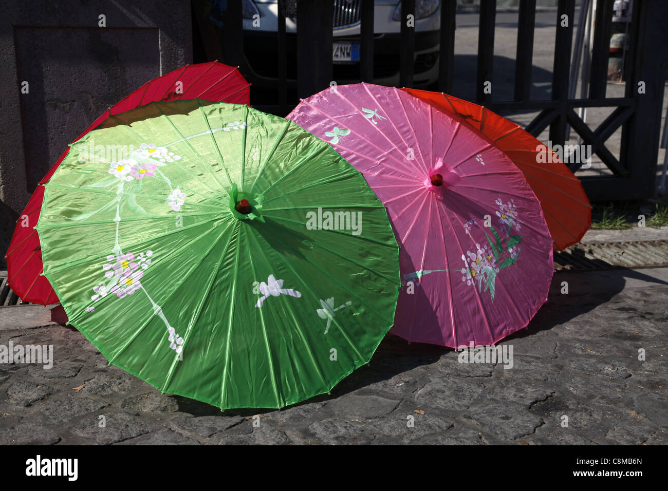 Hats and parasols hi-res stock photography and images - Alamy