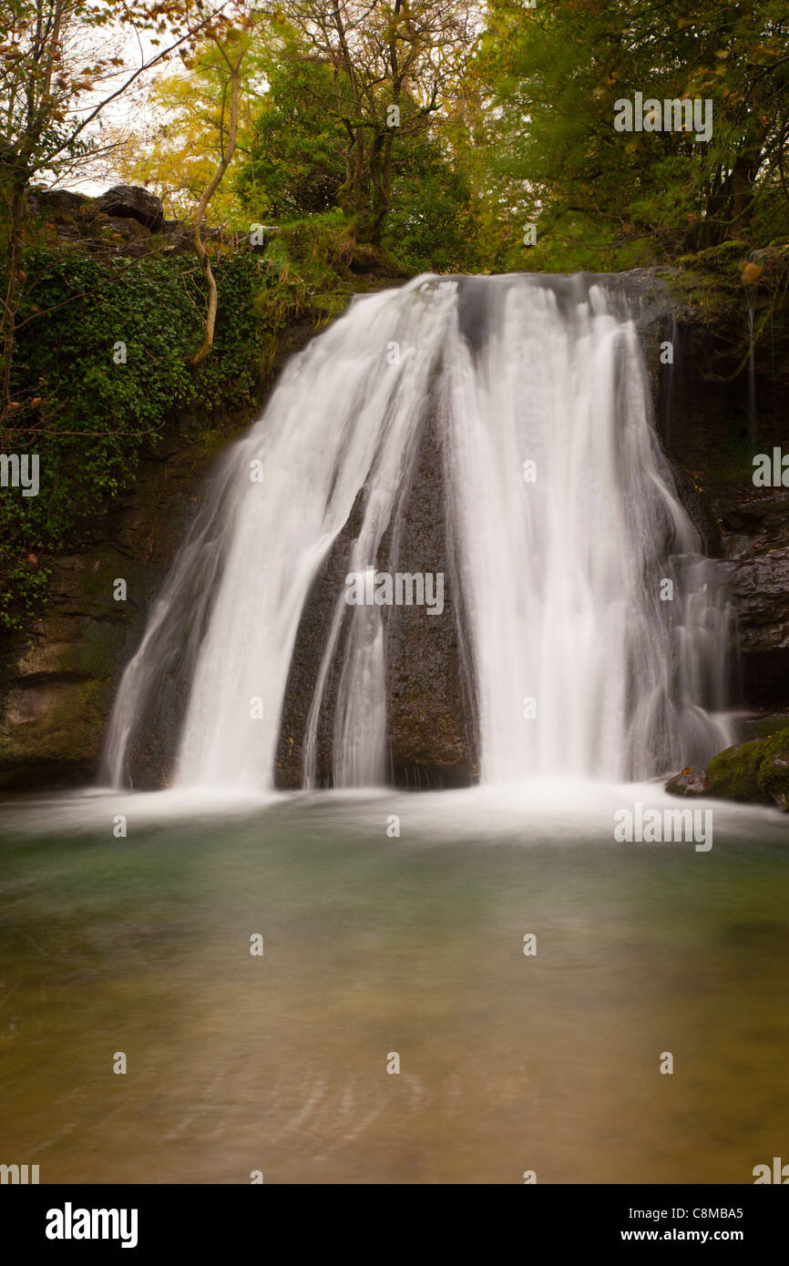 Janet's Foss; Gordale; yorkshire; UK Stock Photo - Alamy