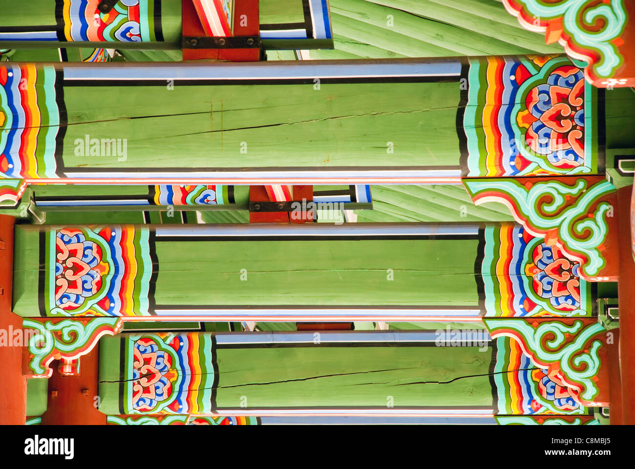 Korean old buildings from hi-res stock photography and images - Alamy