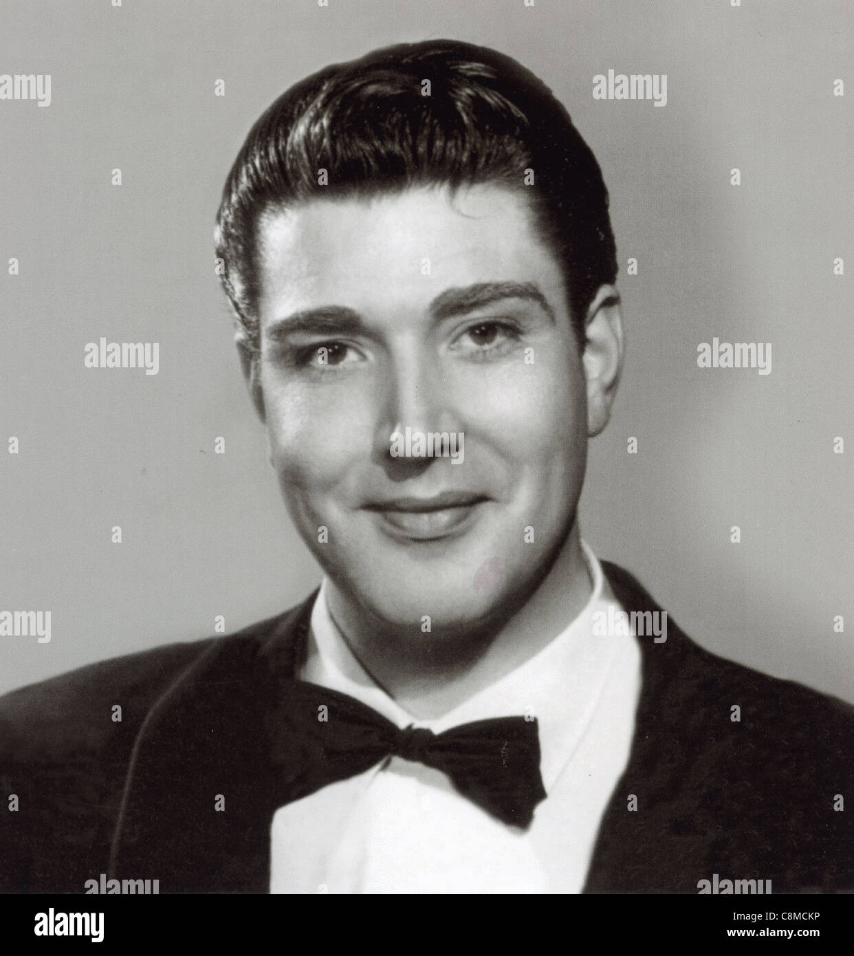 DAVID HUGHES (1929-1972) English pop singer who became moved into opera ...